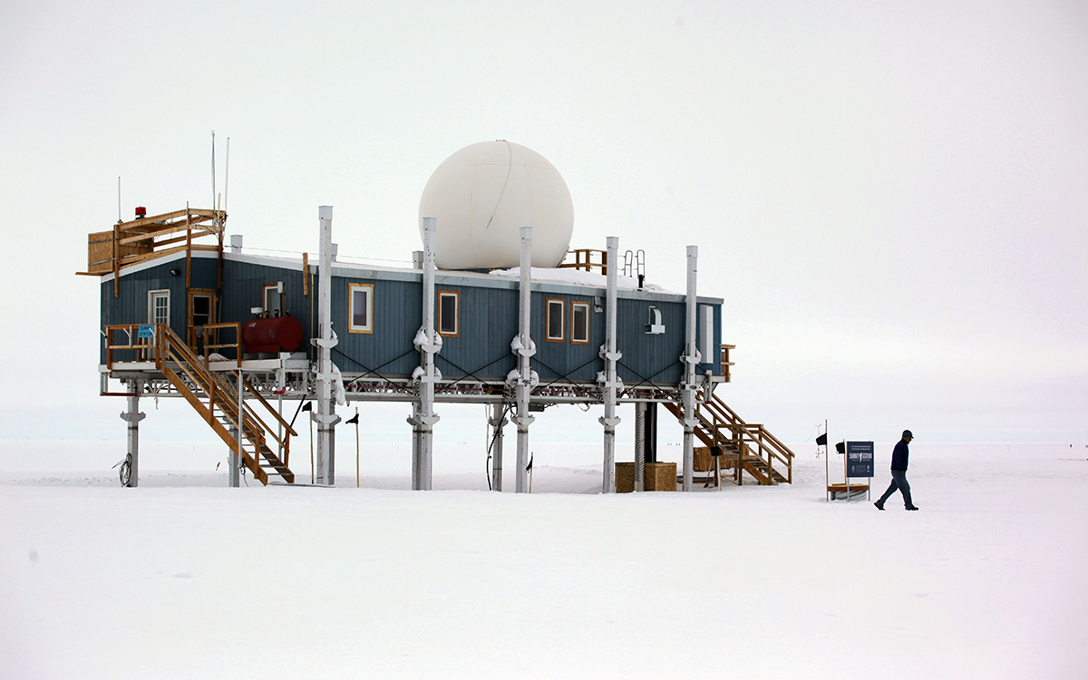 Rain Fell for the First Time on Greenland’s Summit. Here’s Why It ...